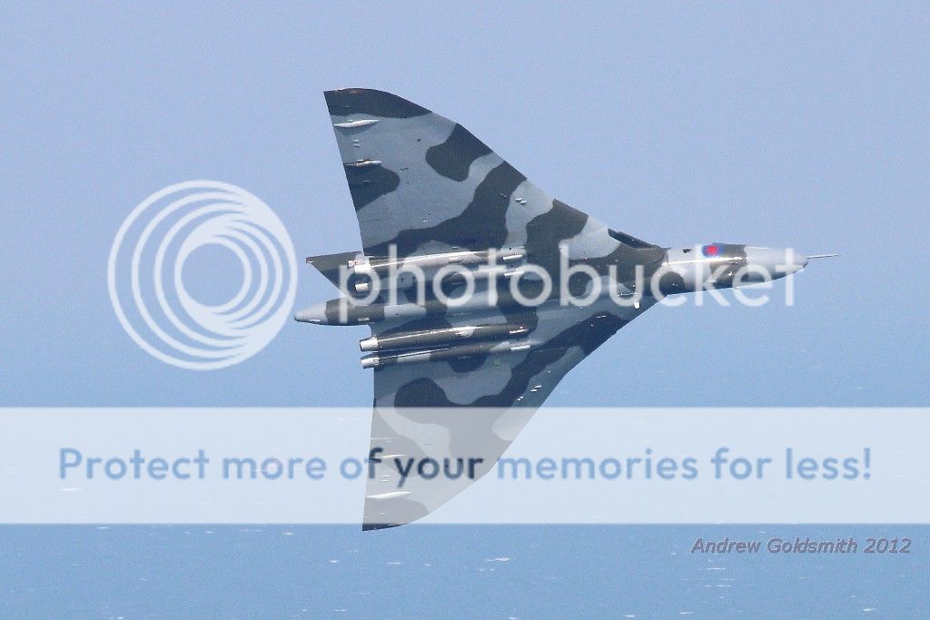 Iconic Aircraft Aviation Forum • View topic - Vulcan at Eastbourne ...